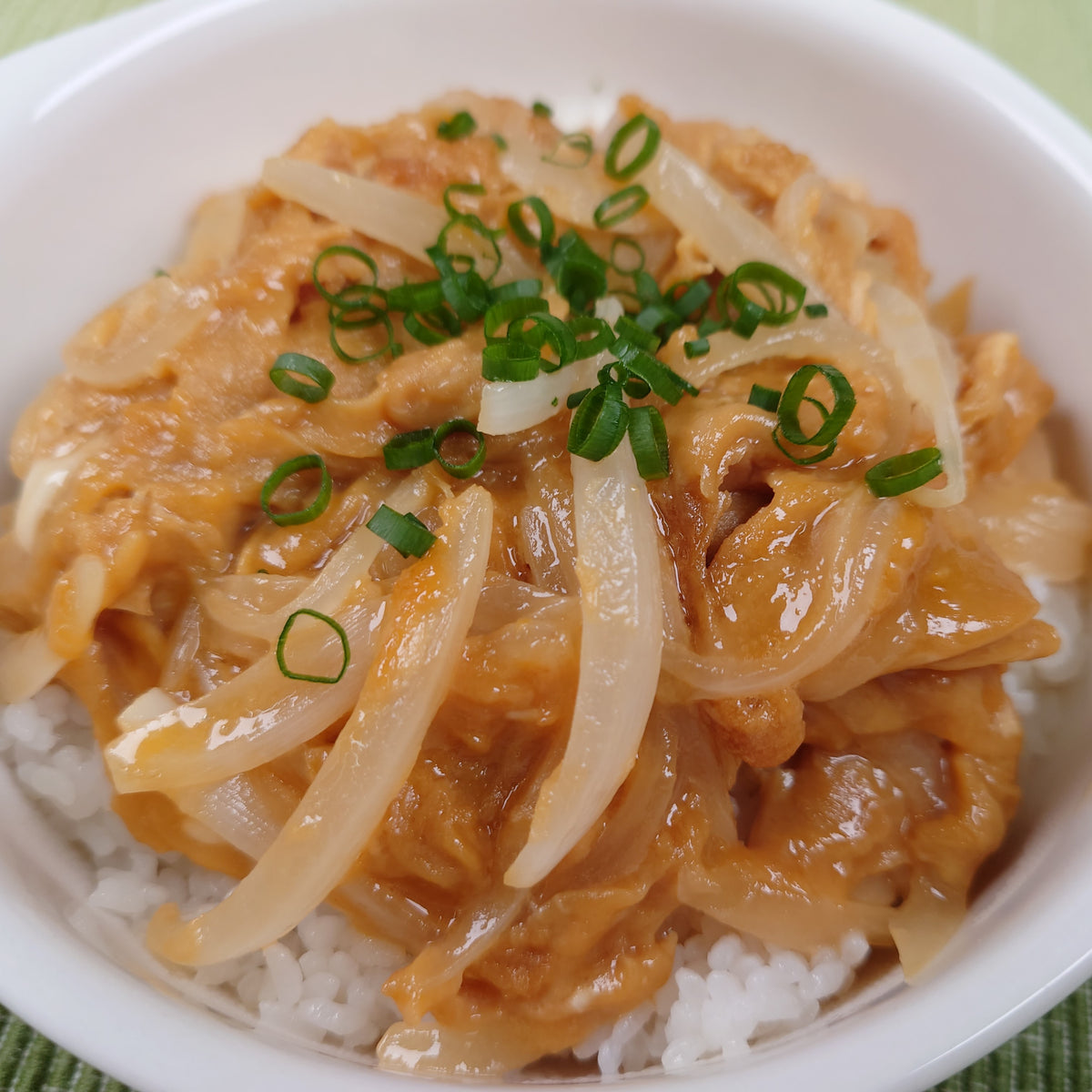 新玉ねぎの玉子丼 – TABEGORO 土佐山田ショッピングセンター
